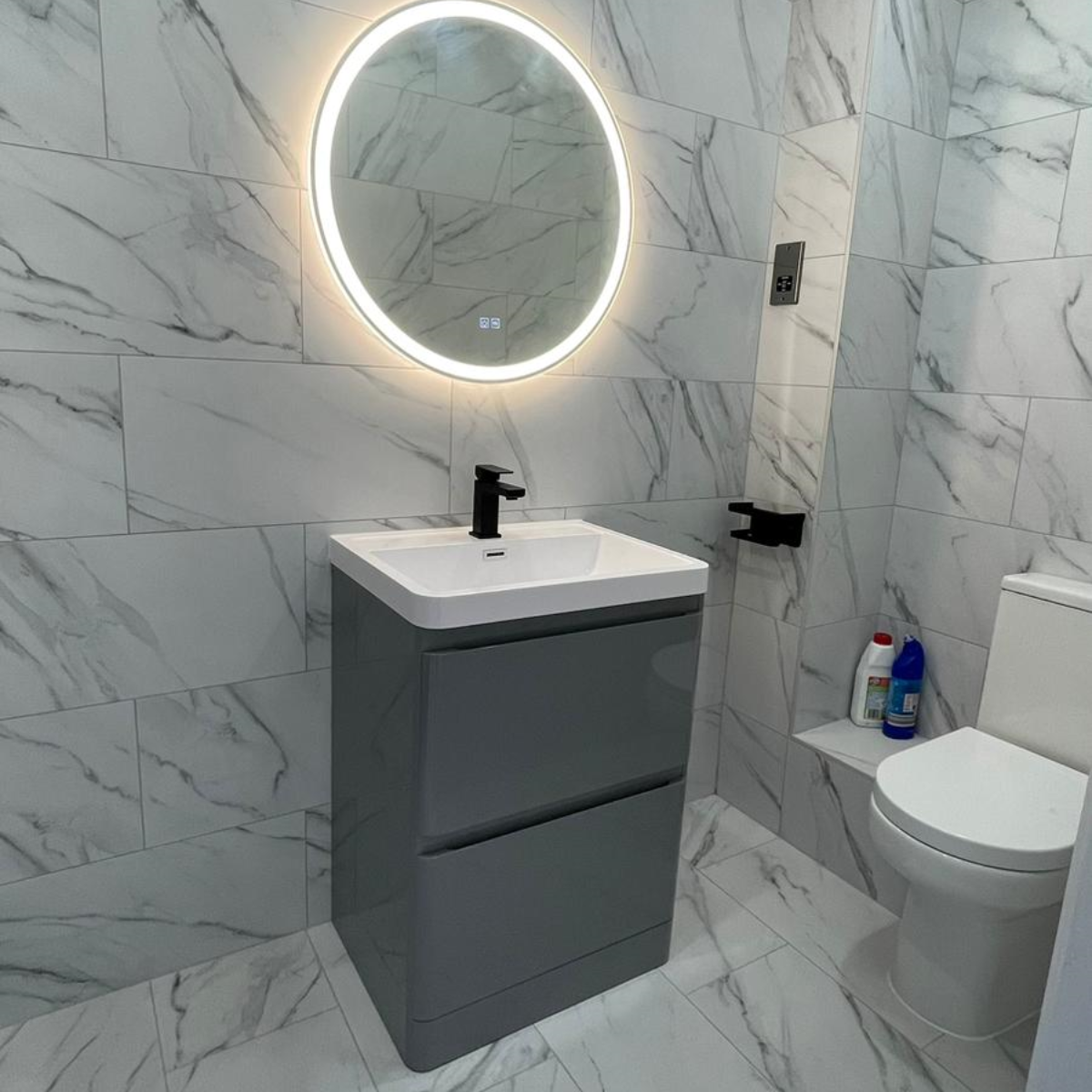 Bathroom & Kitchen - Reliable Plumber Basingstoke| K B Plumbing & Heating