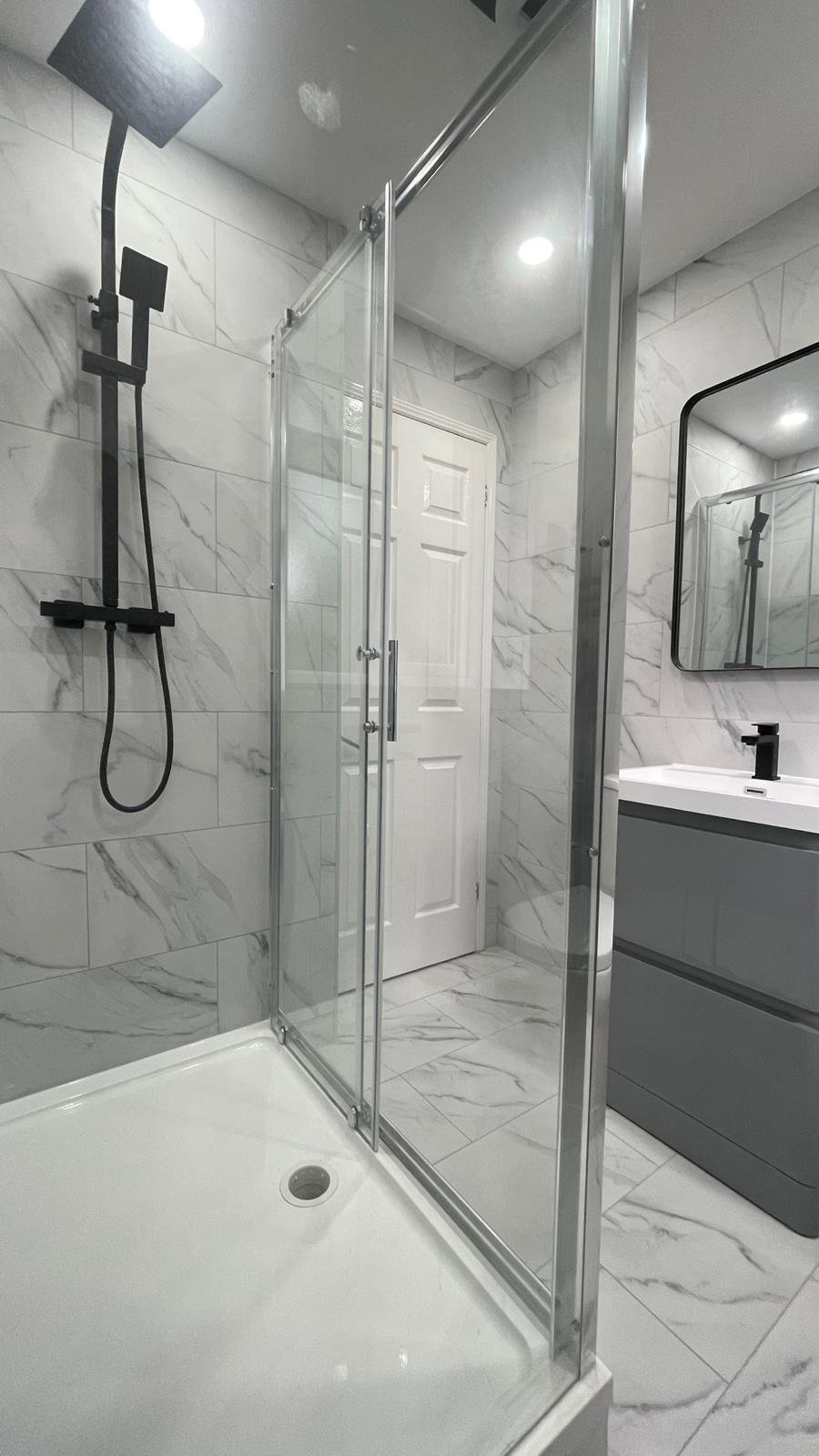 Shower Repair & Installaton - Local Plumbers In Basingstoke| Heating ...